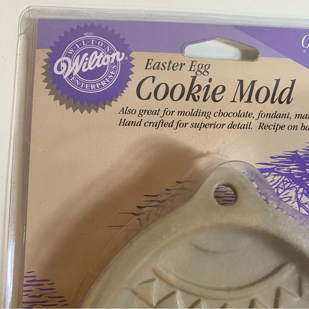 Wilton | Kitchen | Vintage 997 Wilton Stoneware Easter Egg Cookie Candy ...